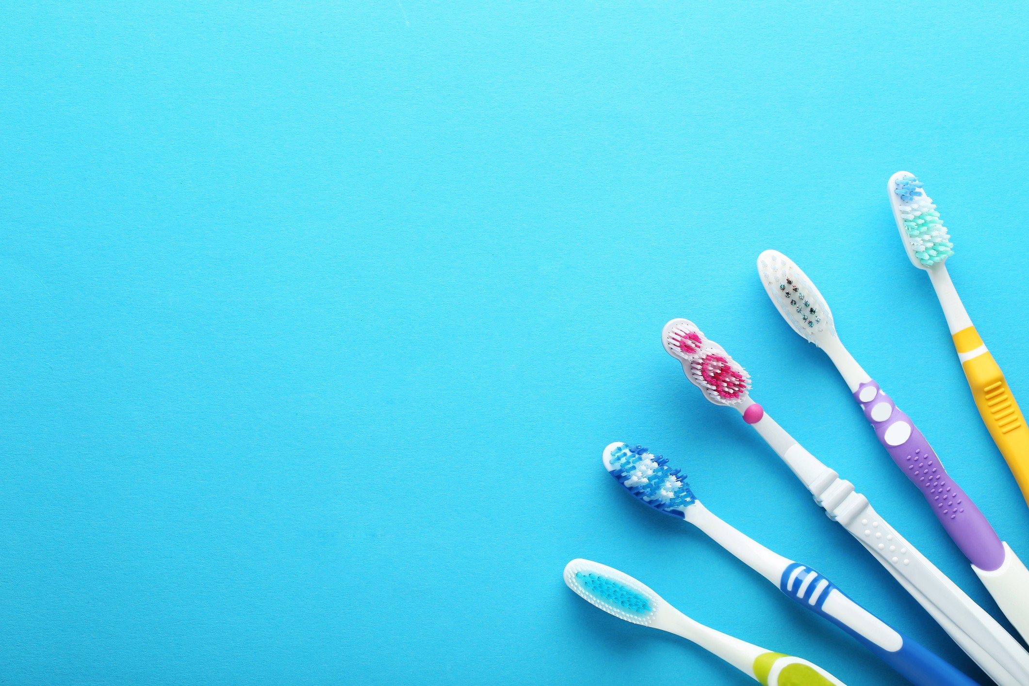 Cómo elegir tu cepillo dental | Clínica dental Marín García | Barcelona